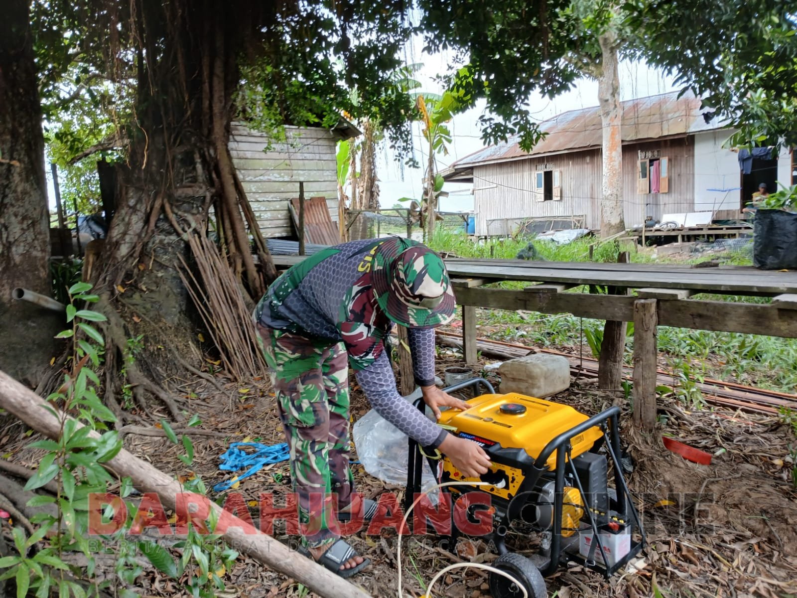 Kendala Listrik, TMMD Ke 123 Kodim 1015/Sampit Gunakan Genset untuk ...